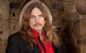 Molly Hatchet Lead Singer Phil McCormack Dies at 58 - Saving Country Music
