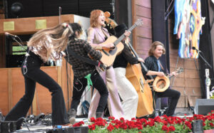 Molly Tuttle & Golden Highway Look to Ride Momentum to “City of Gold ...