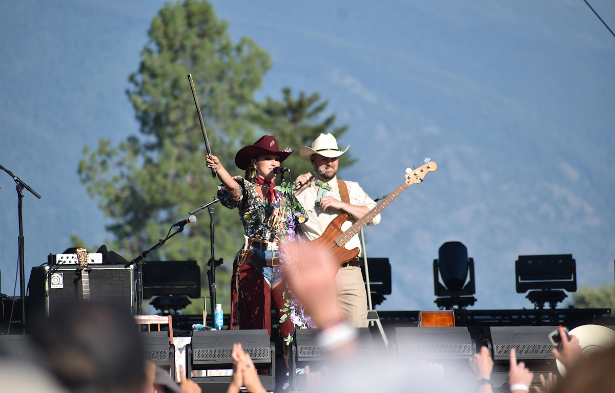 Sierra Ferrell’s Grand Entrance, Major Moments at Under The Big Sky ...