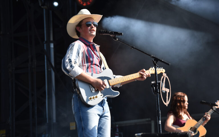 Zach Top Adds New Tour Dates, Reveals Alter Ego ‘Billy Bottoms ...