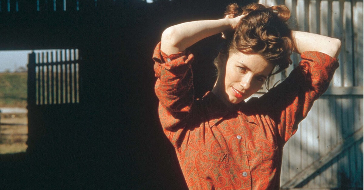 June Carter Becomes Country Music Hall of Fame Veteran Inductee ...