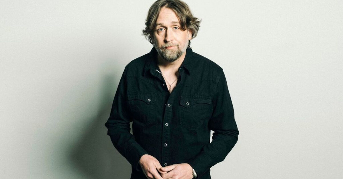 Album Review – Hayes Carll’s “We’re Only Human” - Saving Country Music