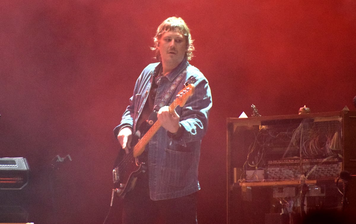 Sturgill Simpson Caps Off Two Step Inn, Tweaks Tour Schedule - Saving ...