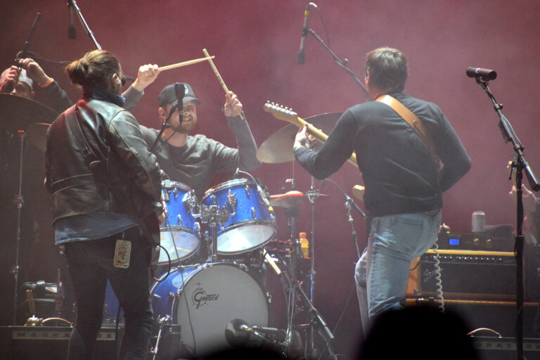 Sturgill Simpson Caps Off Two Step Inn, Tweaks Tour Schedule - Saving ...