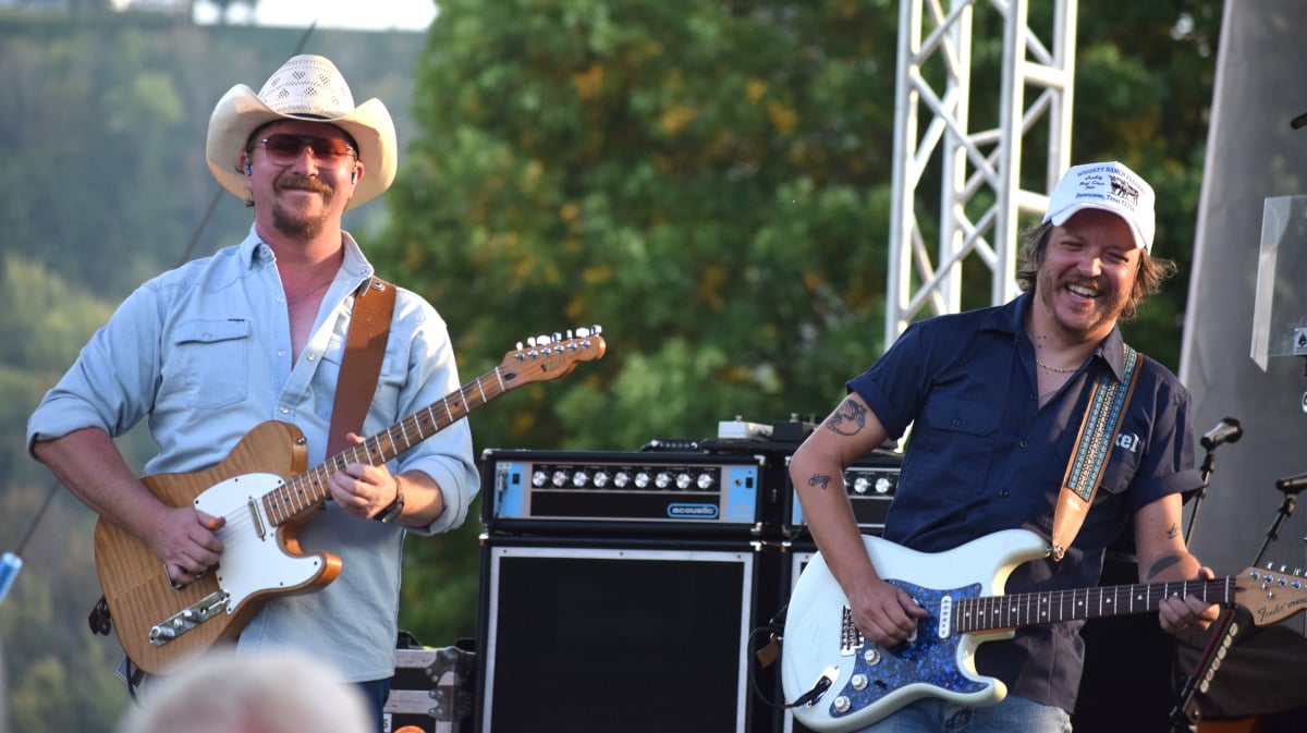 Couple Gets Engaged During EPIC Silverada Show at Unbroken Circle ...