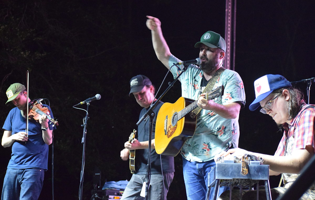 Laurel Cove Festival 2025 Lives Up to Expectations - Saving Country Music