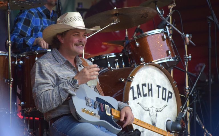 Zach Top Reveals Details of New Album “Ain’t In It For My Health ...