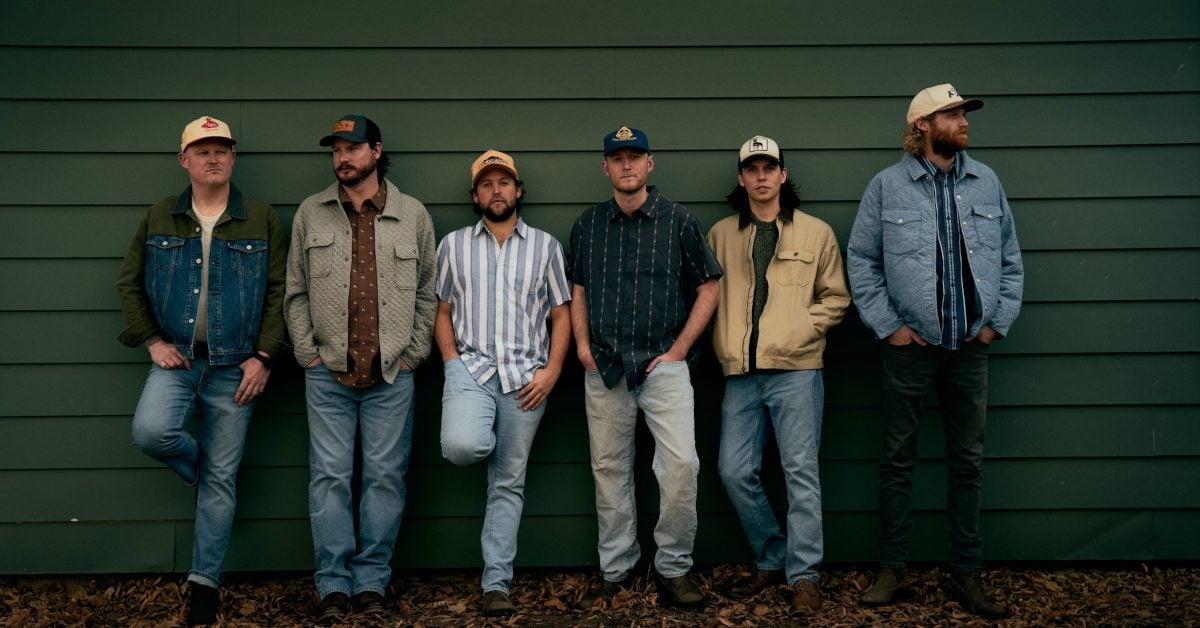 Clay Street Unit Land On Their Feet With New Label - Saving Country Music