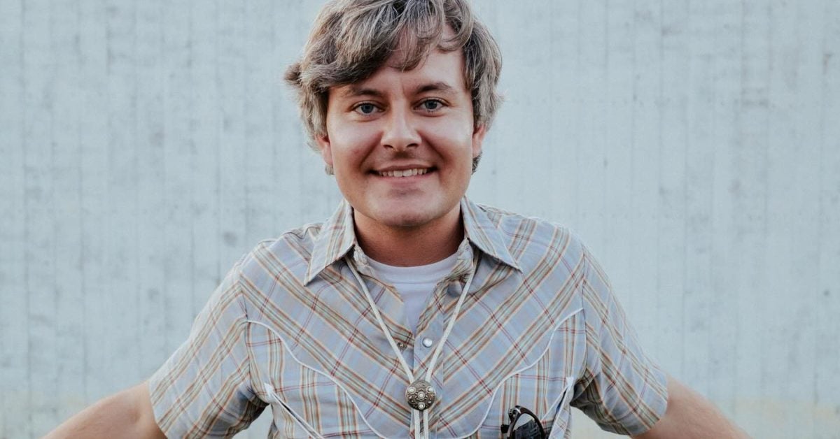 Album Review – Dee White’s “Heart Talkin'” - Saving Country Music