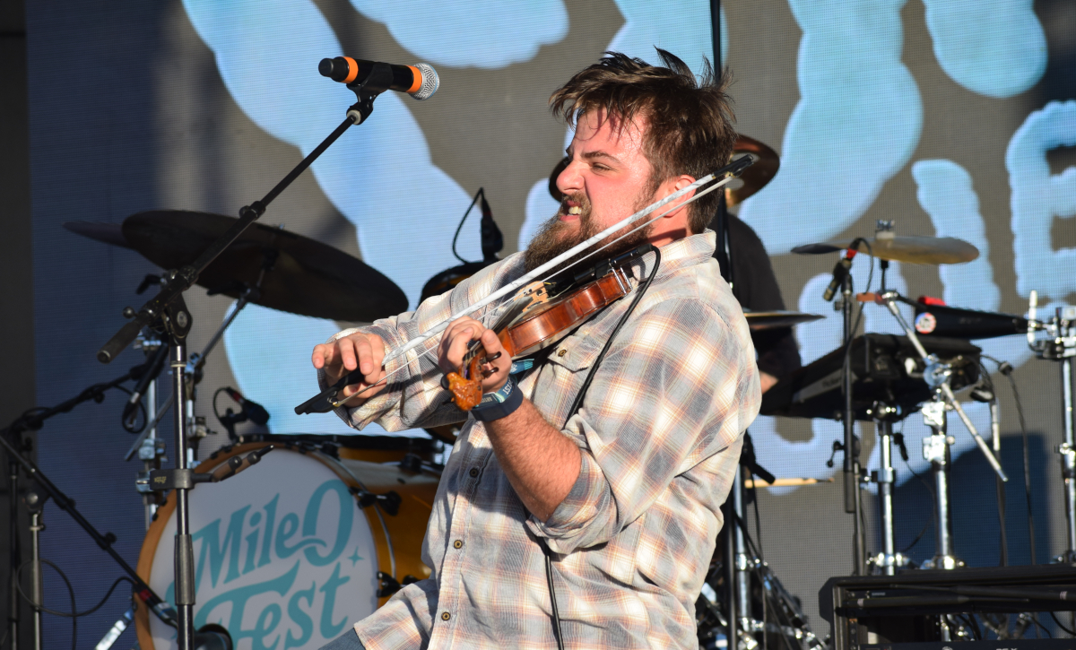 Johnny Mullenax Makes Huge Impression at Mile 0 Fest - Saving Country Music