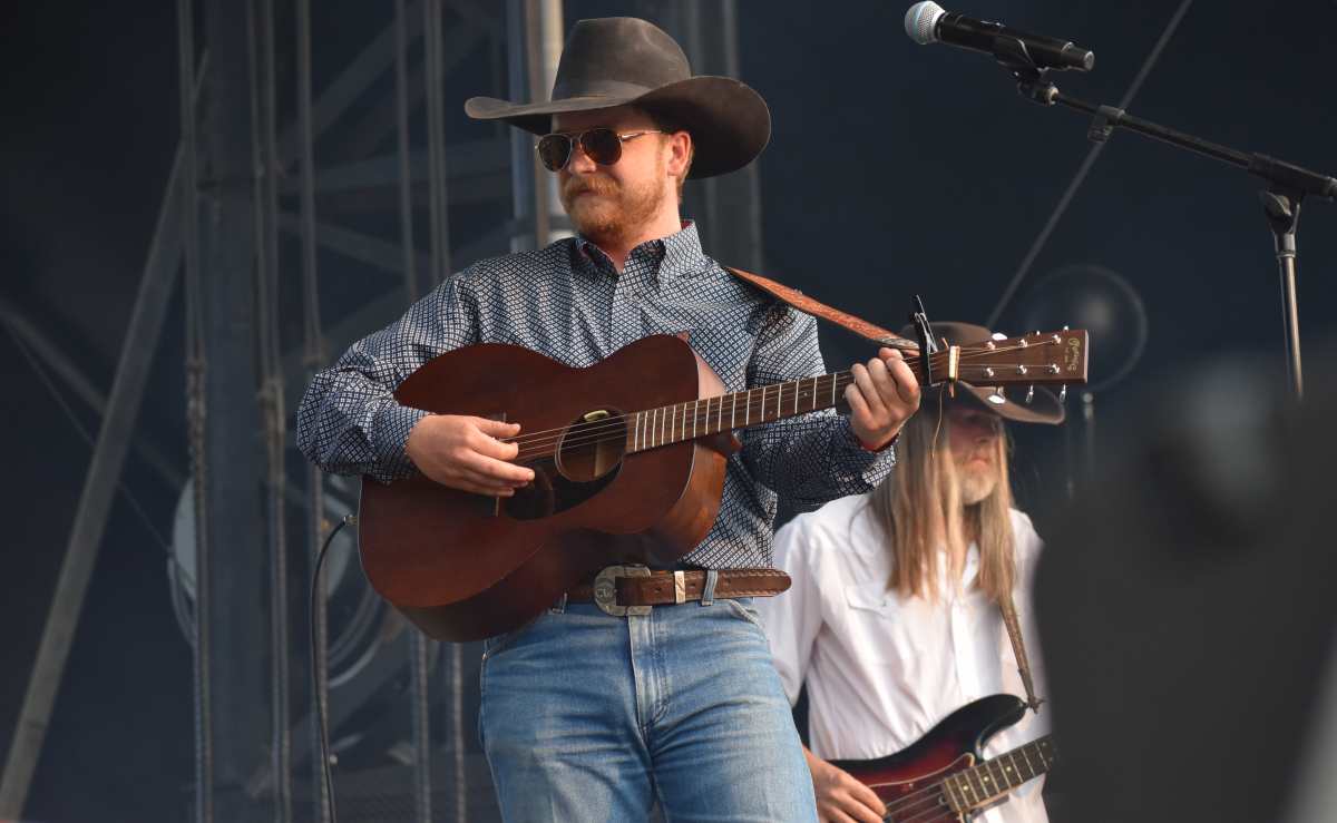Colter Wall Bass Player, Revered Musician Jason Simpson Has Died ...