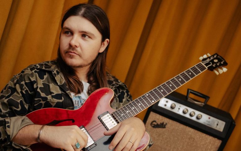 Album Review – Ben Chapman’s “Feet On Fire” - Saving Country Music